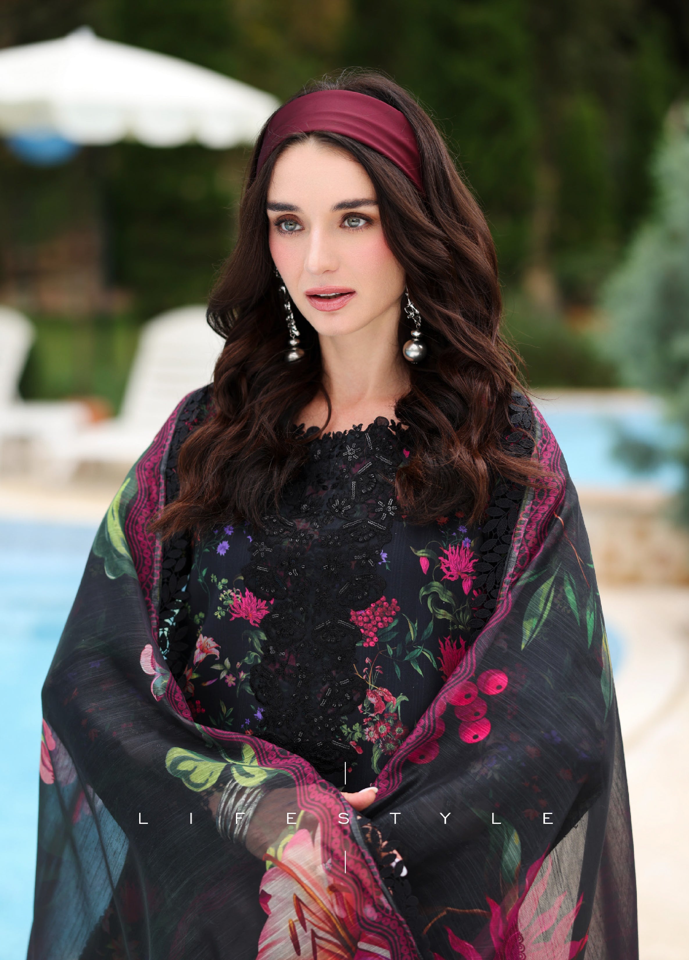 Rang Rasiya Lifestyle Lawn Unstitched Embroidered 3 Piece Suit RR25ULS ...