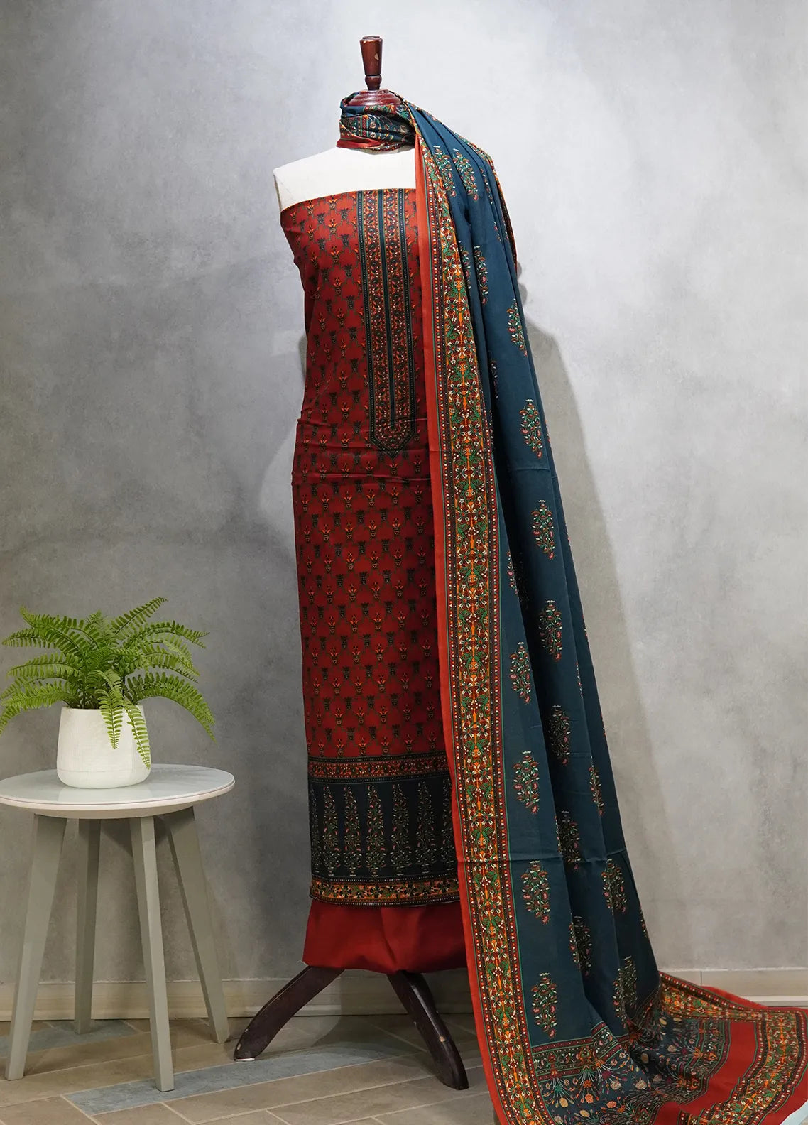 Farah N Faria By Bin Saeed Embroidered Lawn Suit Unstitched 3 Piece ...